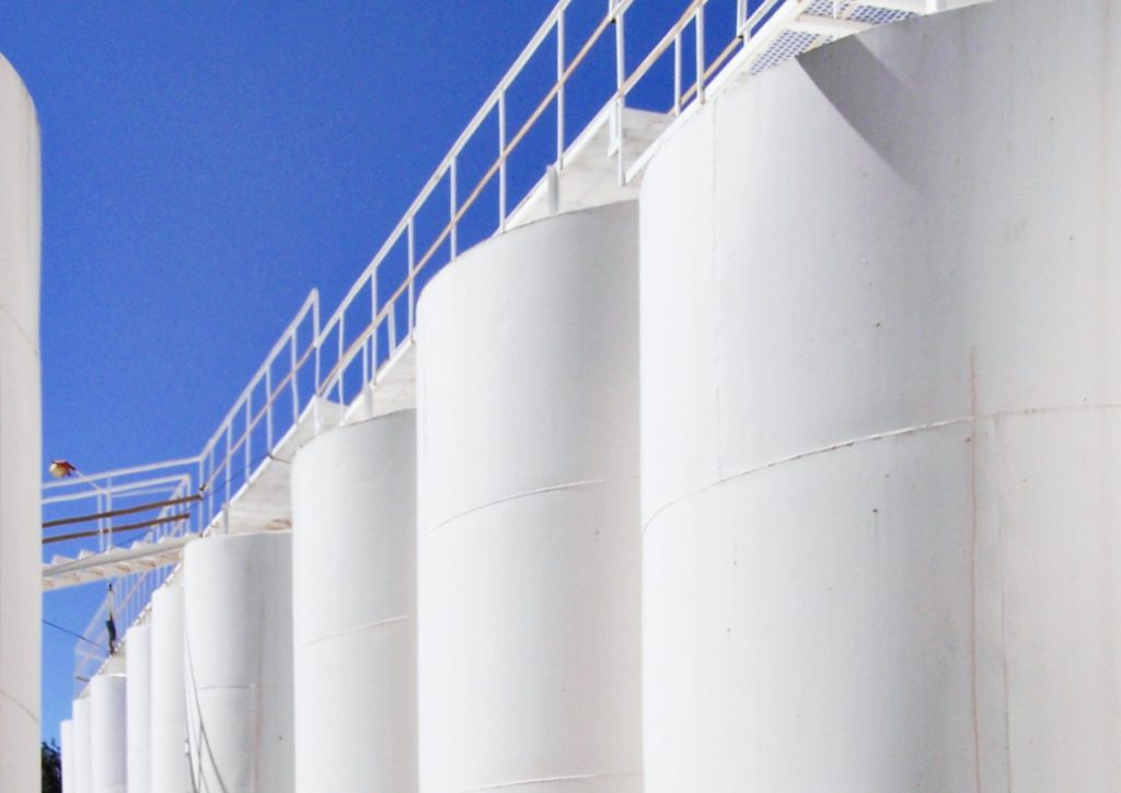 Precise Installation of Tank Liners: Best Practices