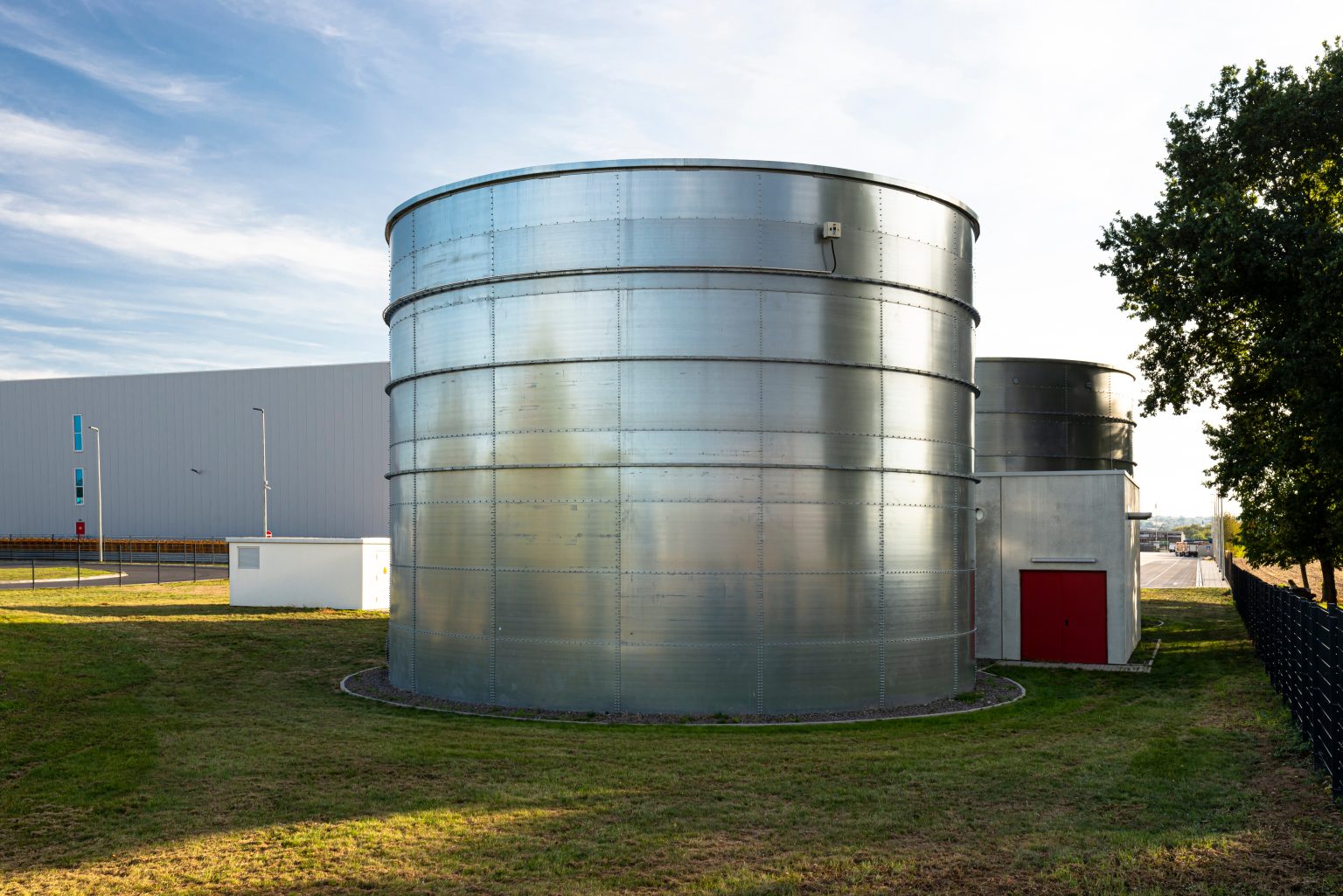 Tank Liner Installation and Water Storage Efficiency