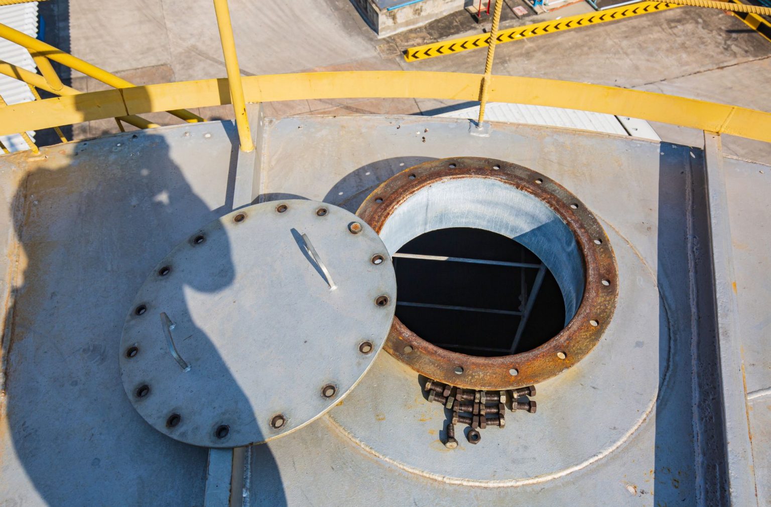 When to Replace Your Tank Liners for Optimal Performance